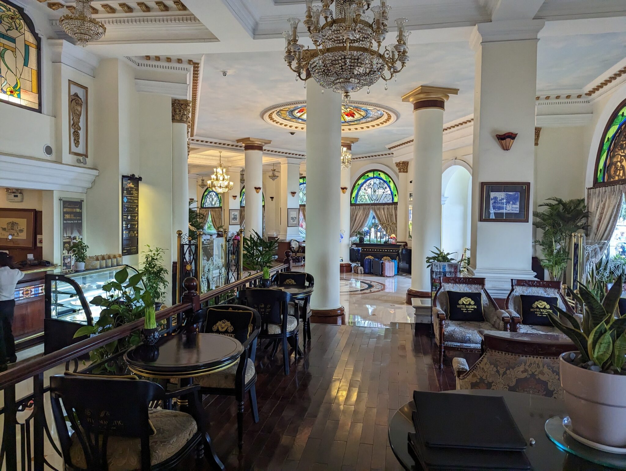 ホテルマジェスティックサイゴン宿泊記！ホーチミン女一人旅におすすめな五つ星ホテル【ベトナムブログ】 - 女ひとり旅のハジメ方